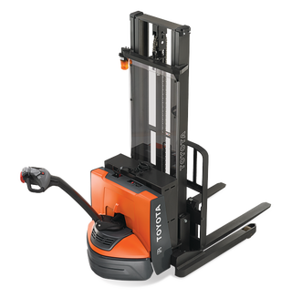 What is a Forklift Data Plate and How Do I Read It? | Toyota Forklifts Blog