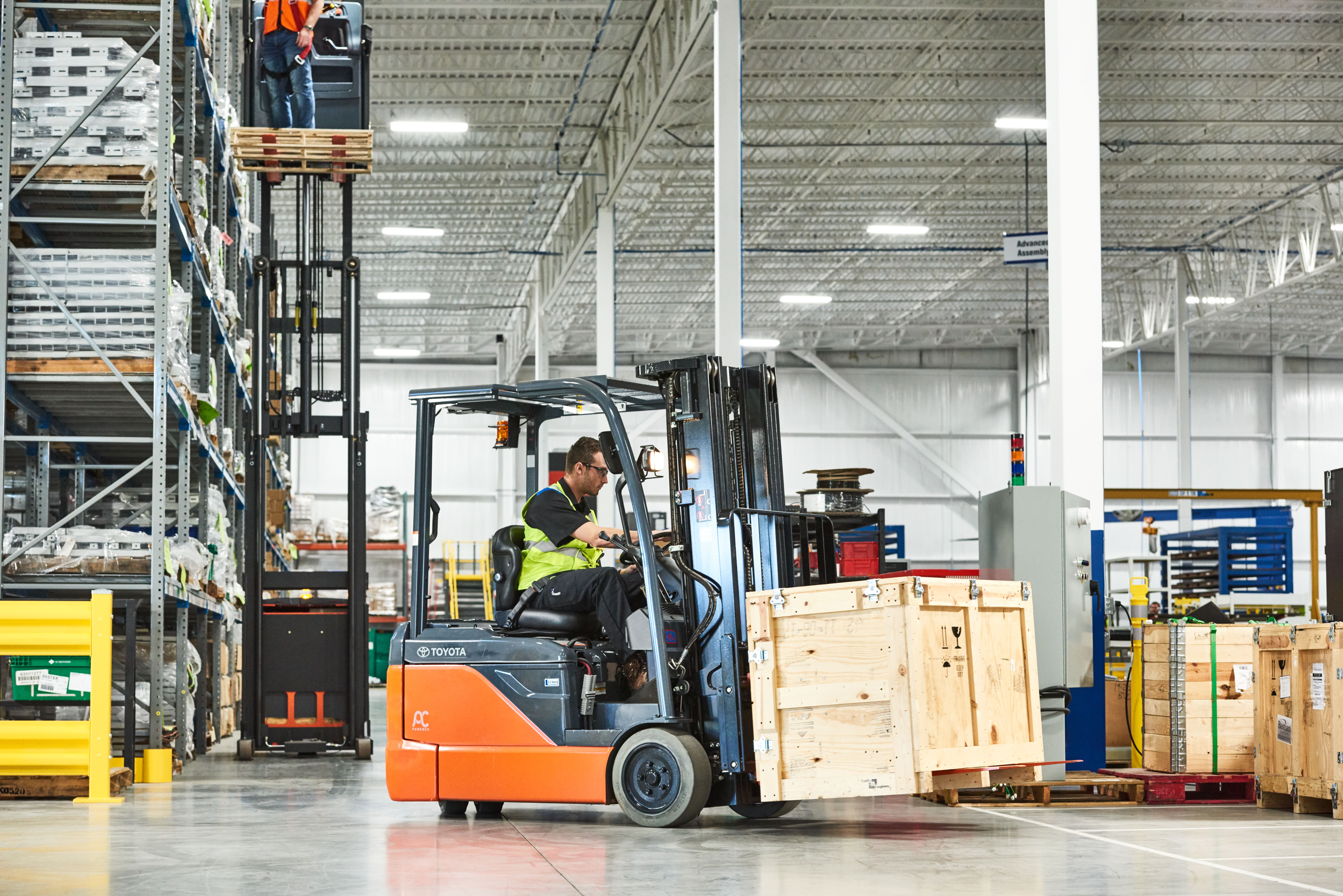 Warehouse Forklift Operator